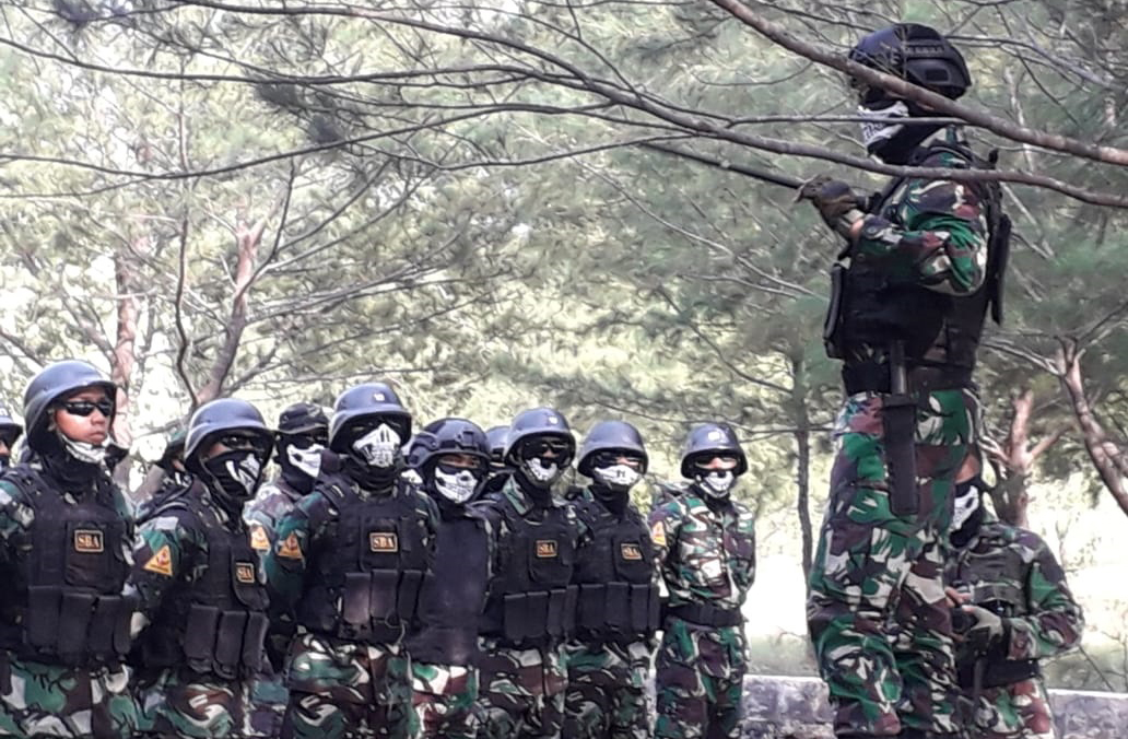 Danseart Pusdikpel Kodiklatal Tutup Lattek Menembak Meriam dan Demolisi ...